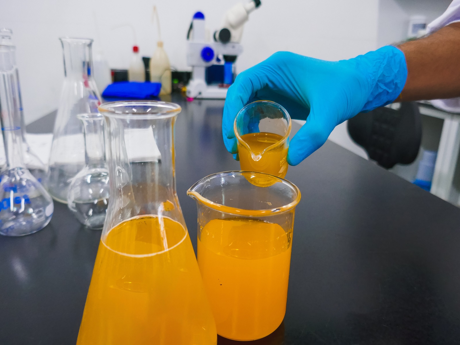 5 Tips for a Clean and Sterile Laboratory