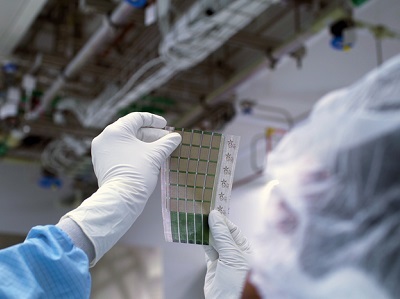 MIT Team Creates Solar Cells that Turn Any Surface into a Power Source